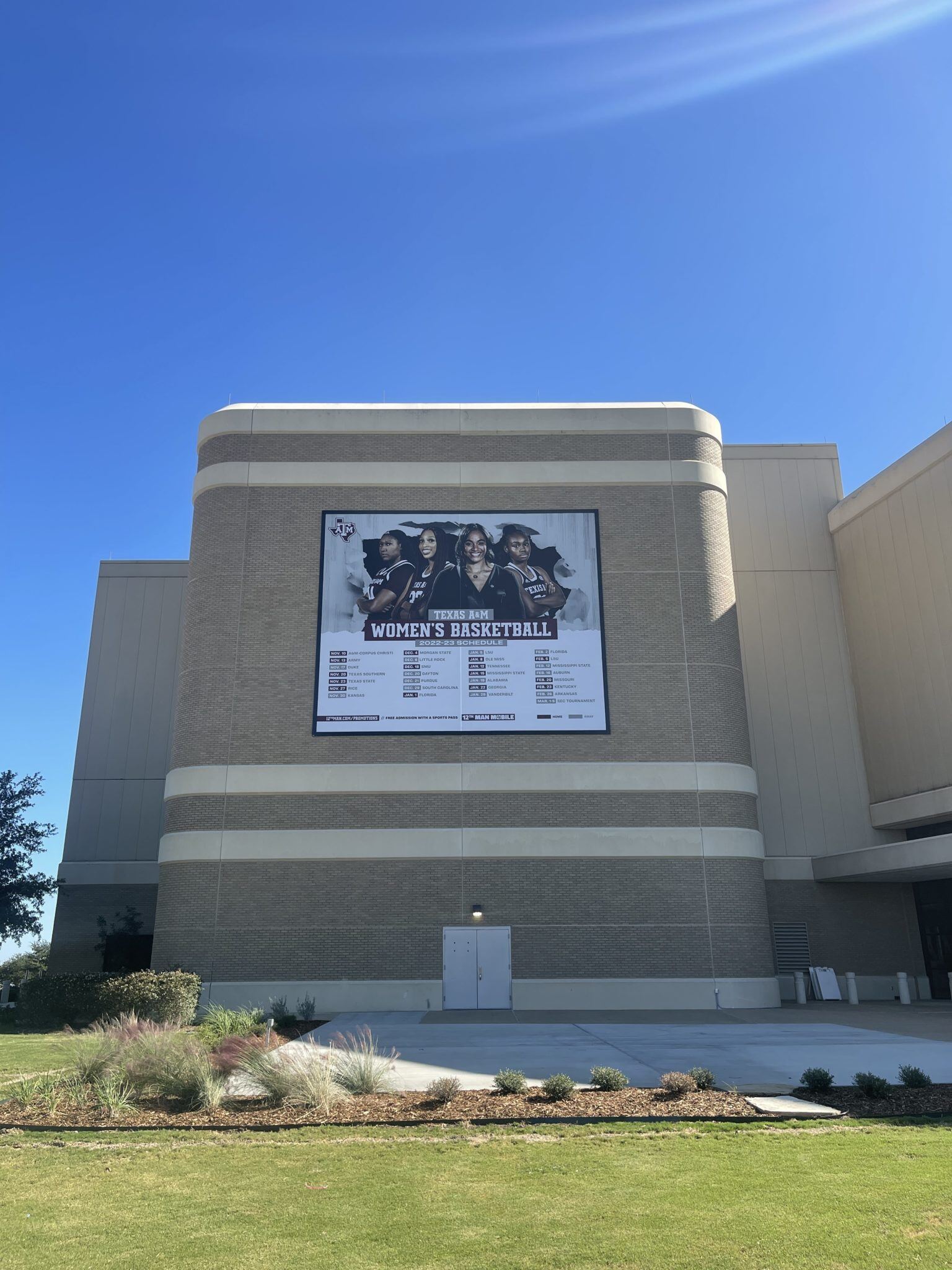 The 12th Man – Texas A&M Know Who To Call In | Lind SignSpring