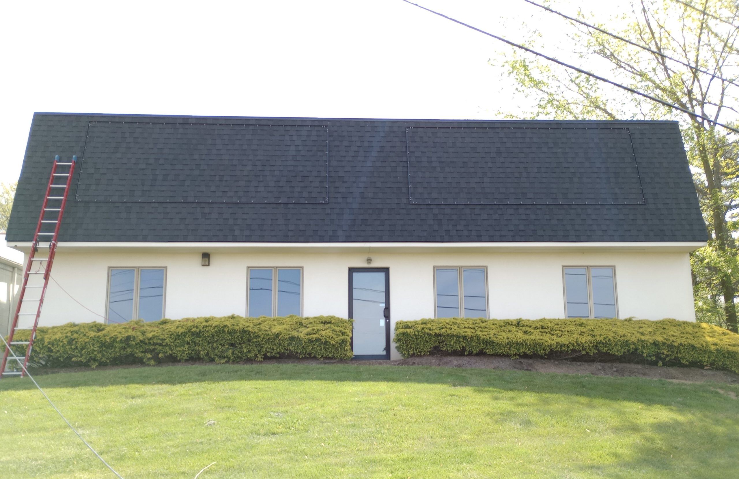 BannerFrame Classic Gets Shingles | Lind SignSpring